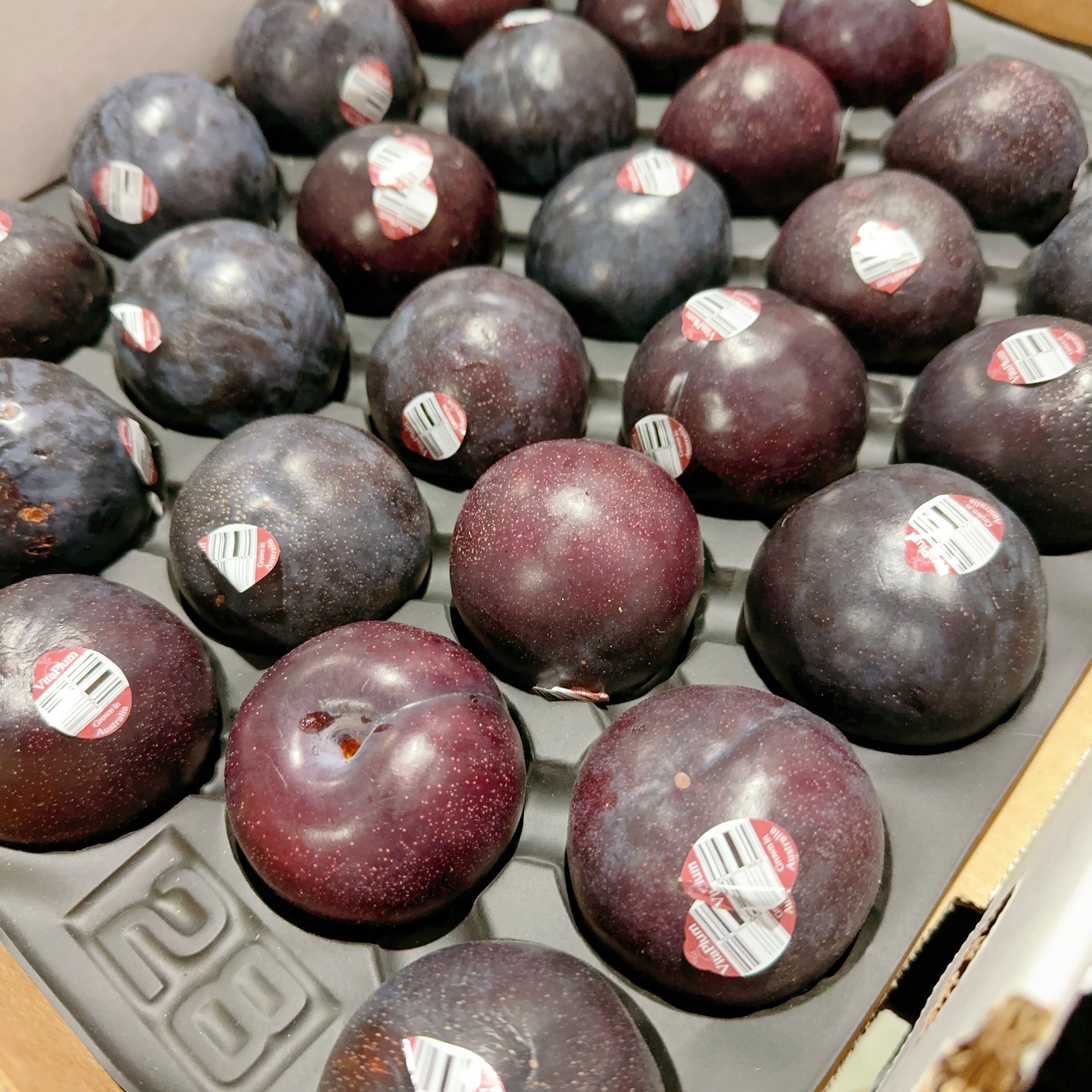 Vitam Black Plums - 1kg – Umall - Australia's Largest Online Asian ...